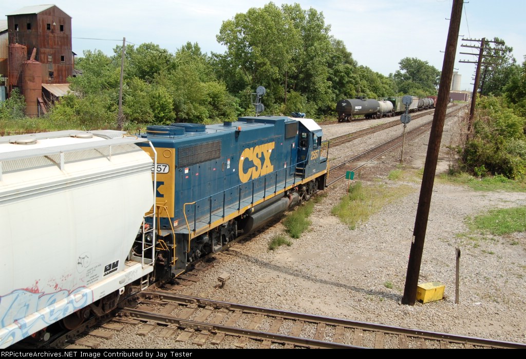CSX 2557